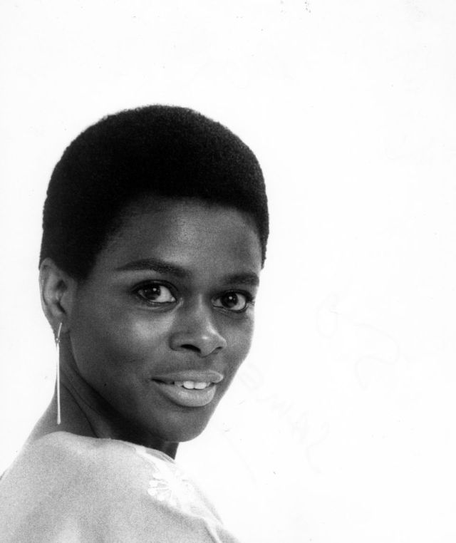 20 Stunning Portraits of a Young and Beautiful Cicely Tyson in the ...
