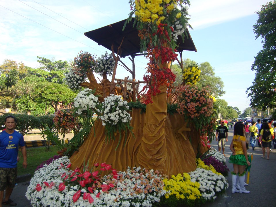 27th KADAYAWAN FESTIVAL PAMULAK SA KADALANAN(Floral Float Parade ...