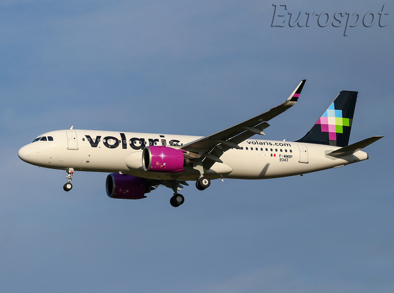 Airbus Hamburg Finkenwerder News: A320-271N, Volaris El Salvador, N544VL (MSN 9343)