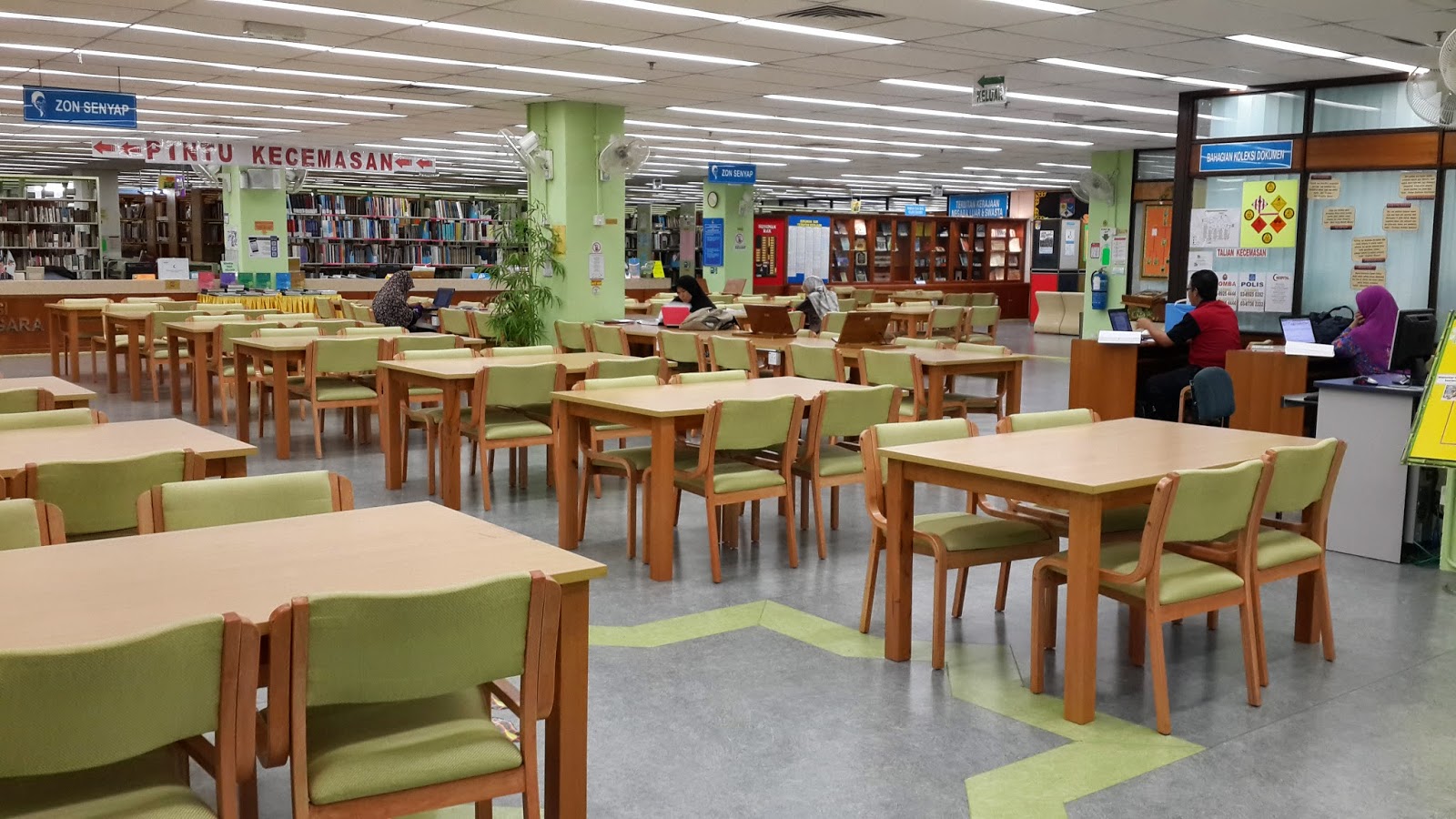 HomeMade: Perpustakaan Universiti Kebangsaan Malaysia (UKM)