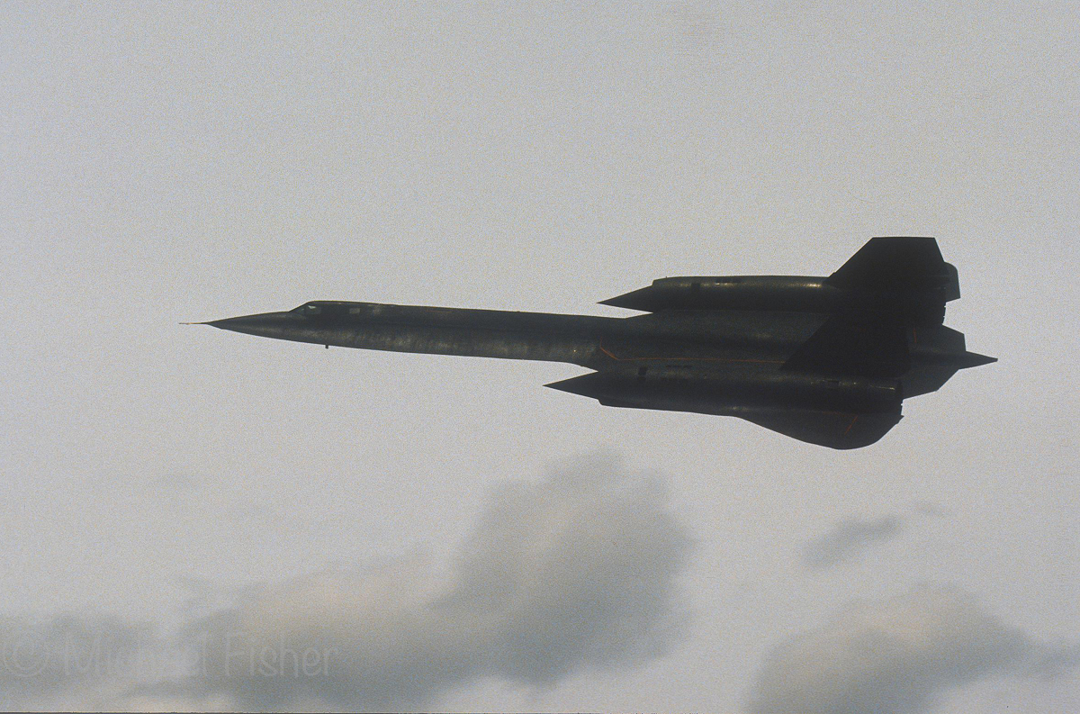 Legendary Moments in Military Aviation: SR-71A (Blackbird) of the 9th ...