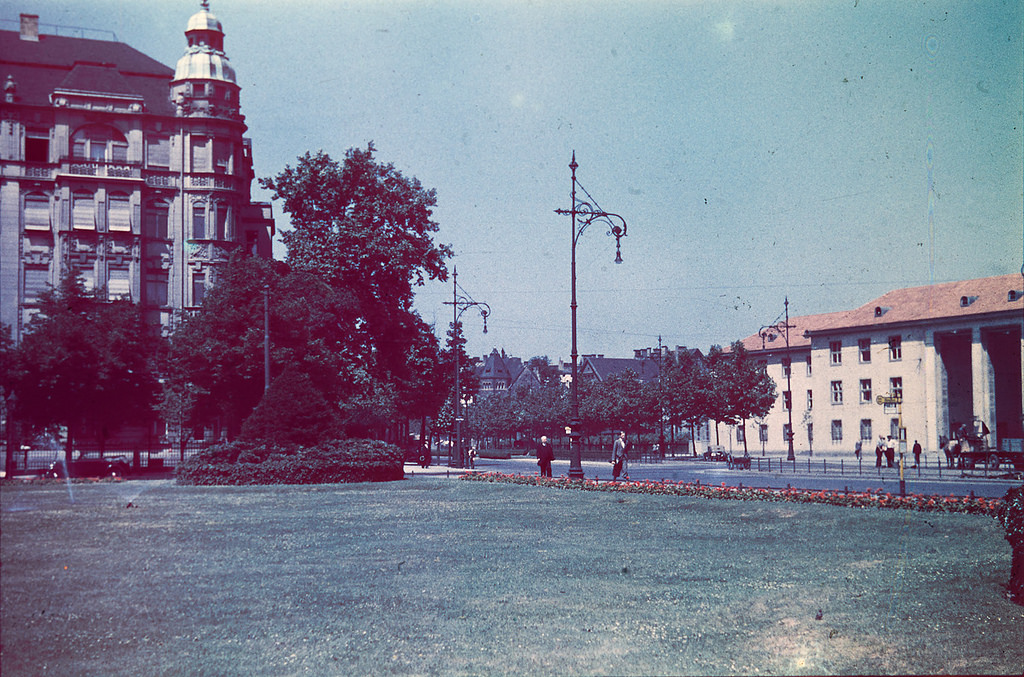 22 Rare Color Photos of Berlin in 1937 ~ Vintage Everyday