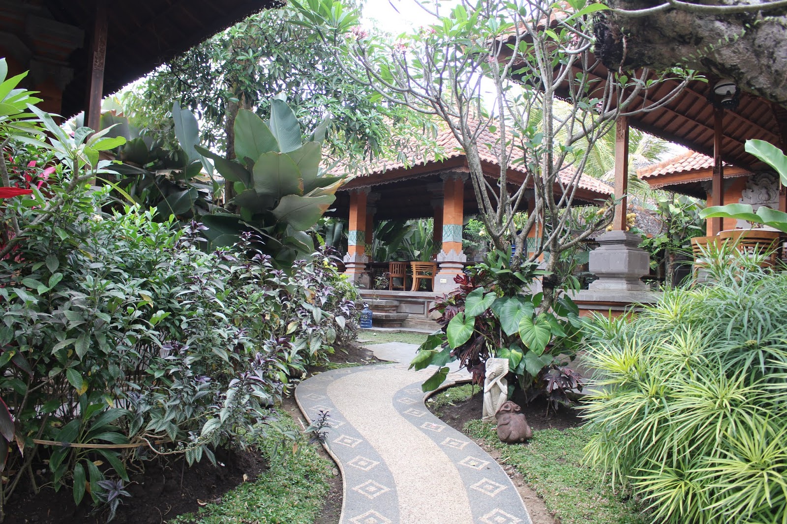 √ Ubud Hotel & Cottage Malang Bikin Flashback Kenangan: Berasa Bali ...
