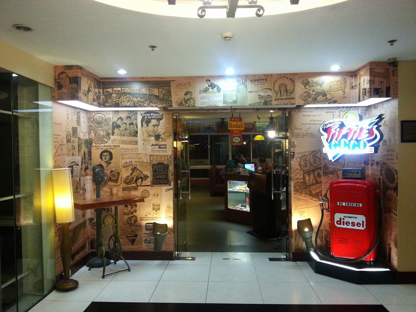 All about Cebu - HelloCebu School Agency : [ Cebu / Bar ] Fifties Cafe ...