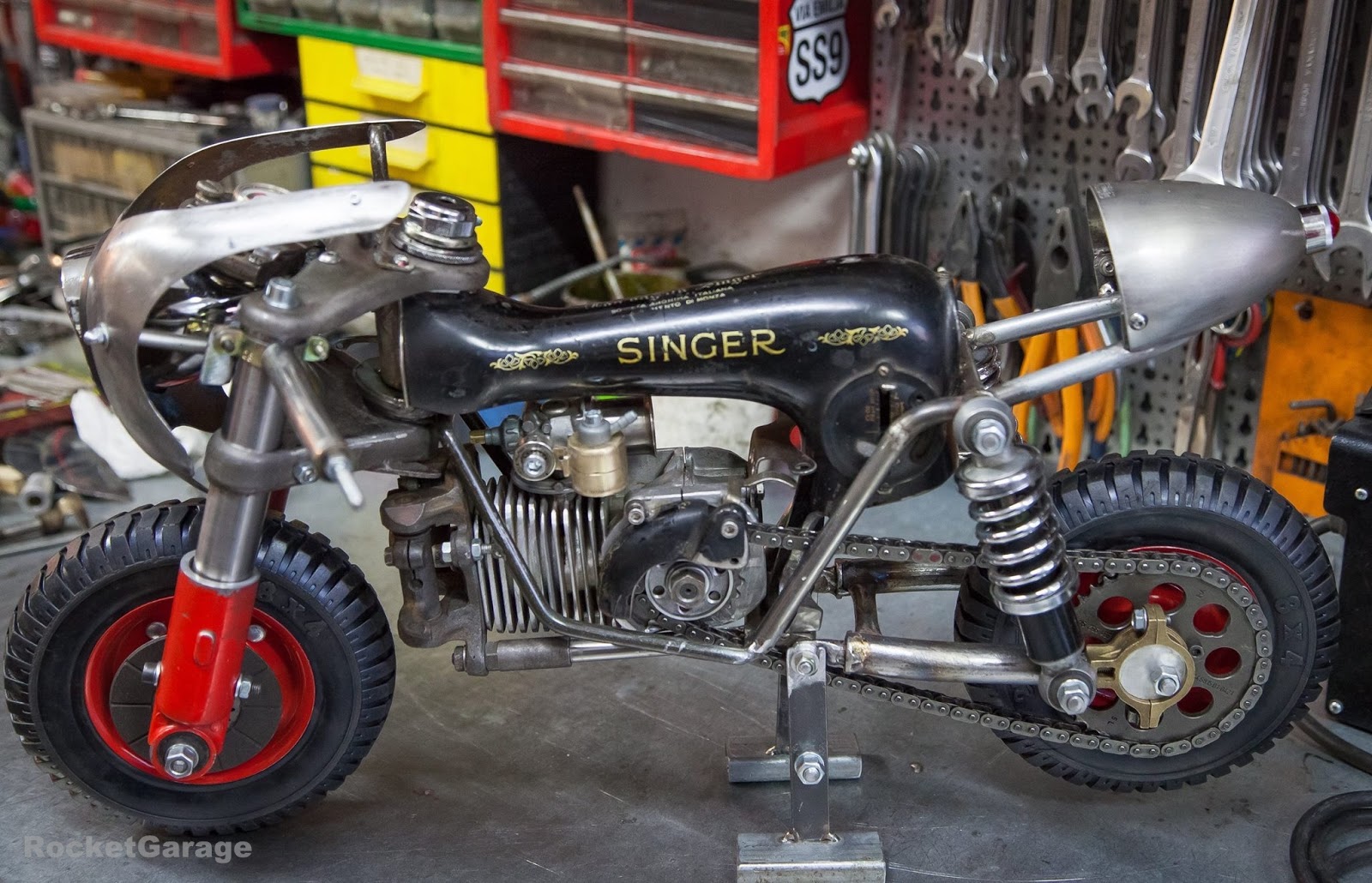 Singer Racer - RocketGarage - Cafe Racer Magazine