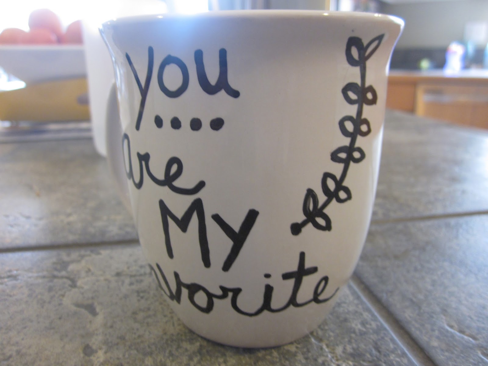 Queen B Creates: Sharpie Mugs
