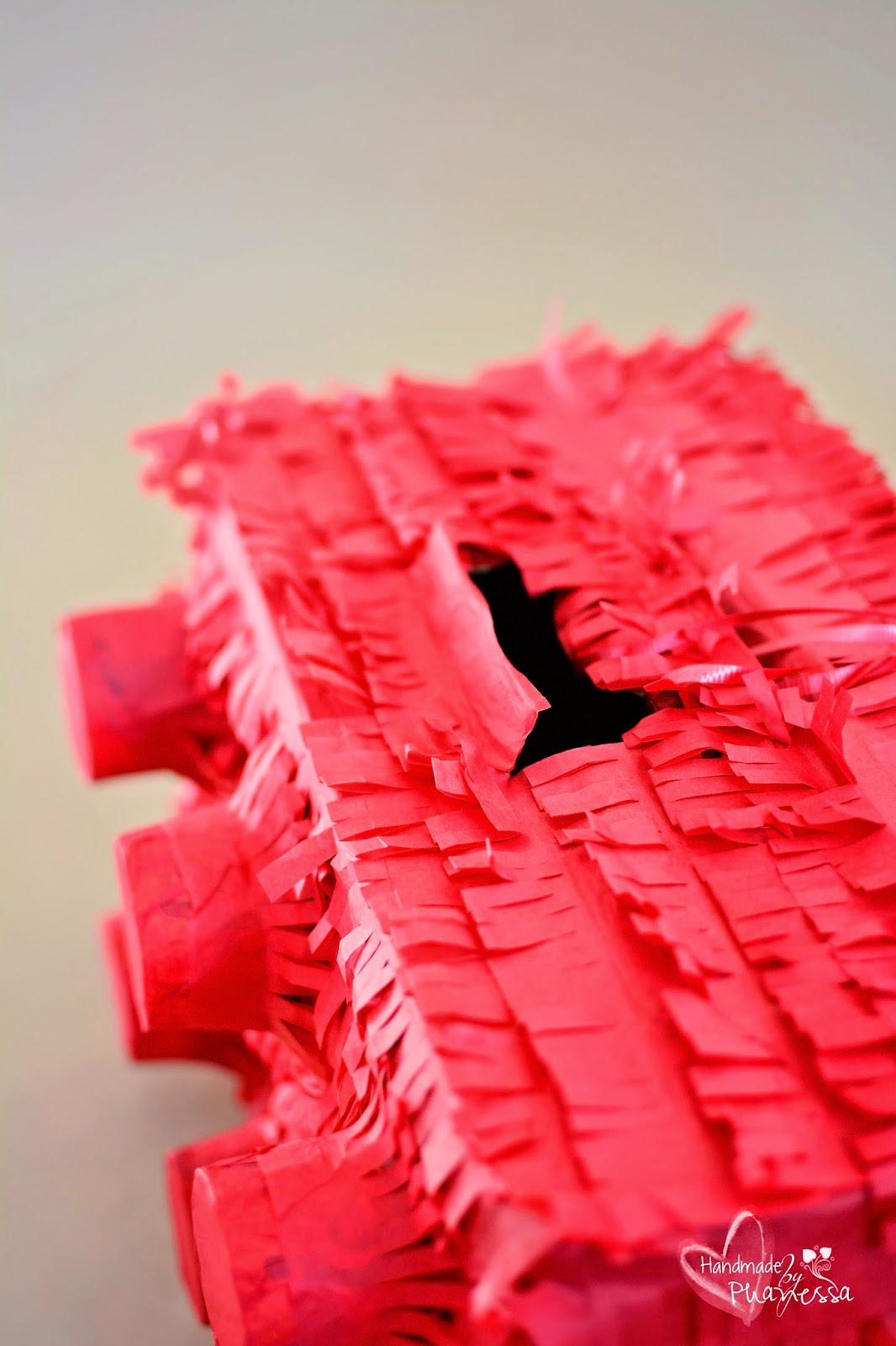 Phanessa's Crafts: DIY Lego Pinata