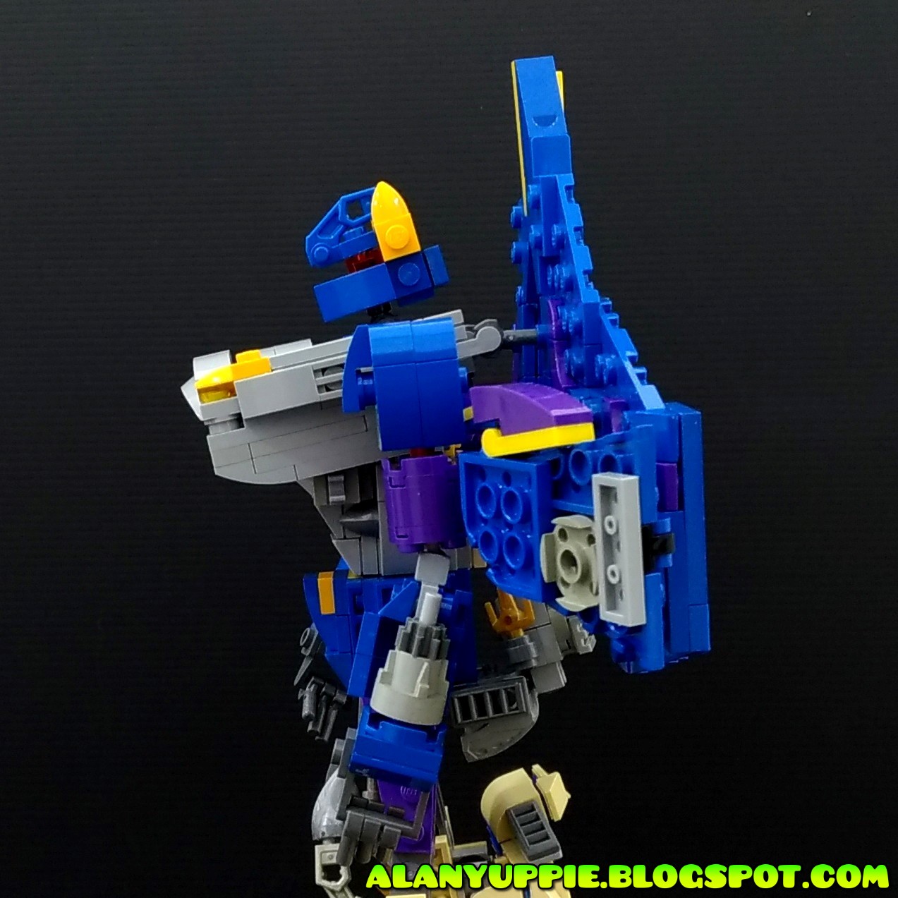 Alanyuppie's LEGO Transformers: LEGO Transformer Depth Charge from ...