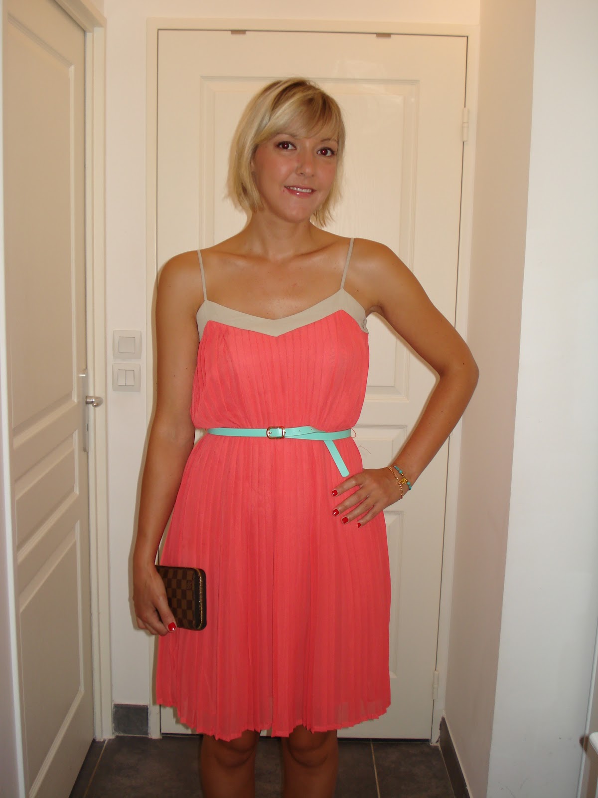 ROSE CALAMINE: La petite robe Mango