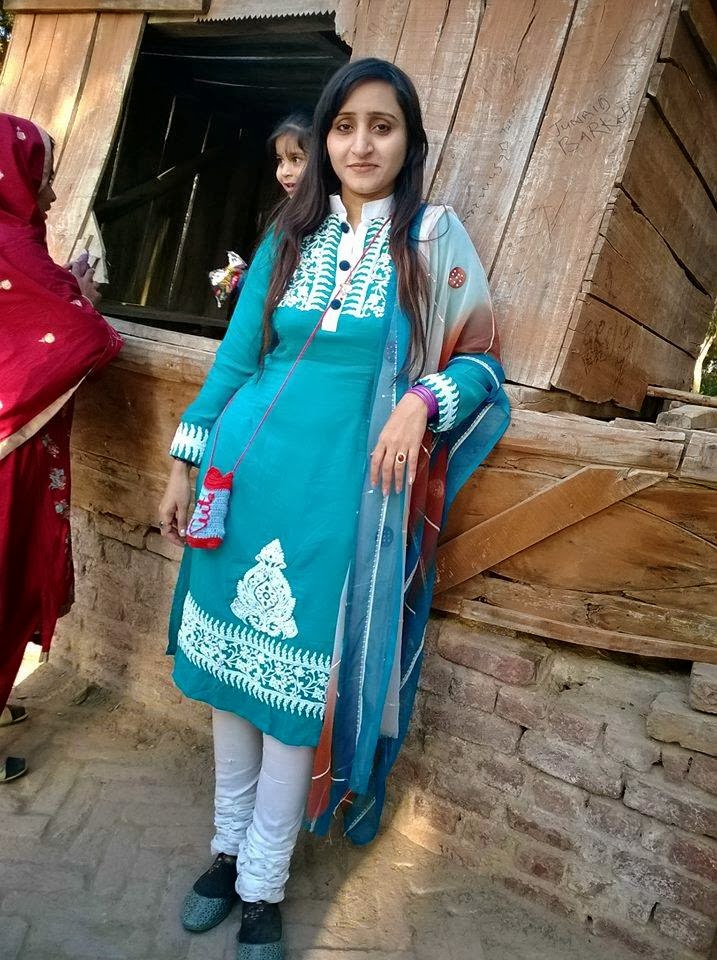 World Sindh: Sindhi TV Models And Actress Photos.