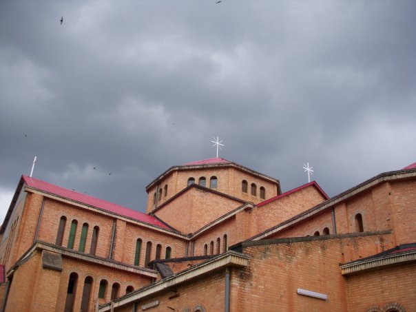 Crafting across Continents: The Ghosts of Columbus Day Past in Kisantu