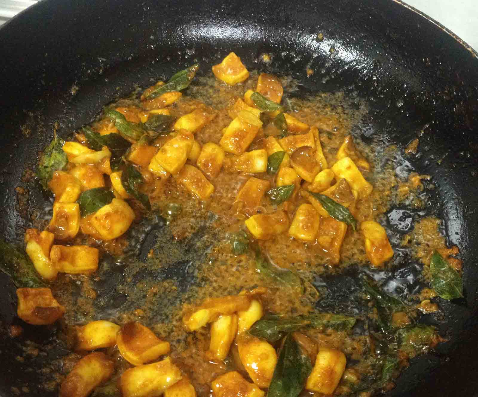 FRIED SQUID RECIPES / SQUID DISHES - SPICY FRIED CALAMARI CUBES