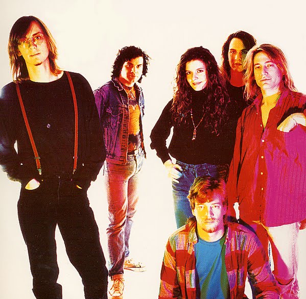 Hojas del tiempo: Edie Brickell & the new bohemians