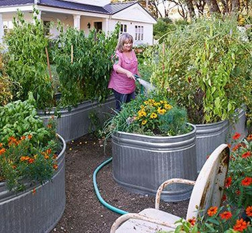 35+ Awesome Garden Tub Decorating Ideas