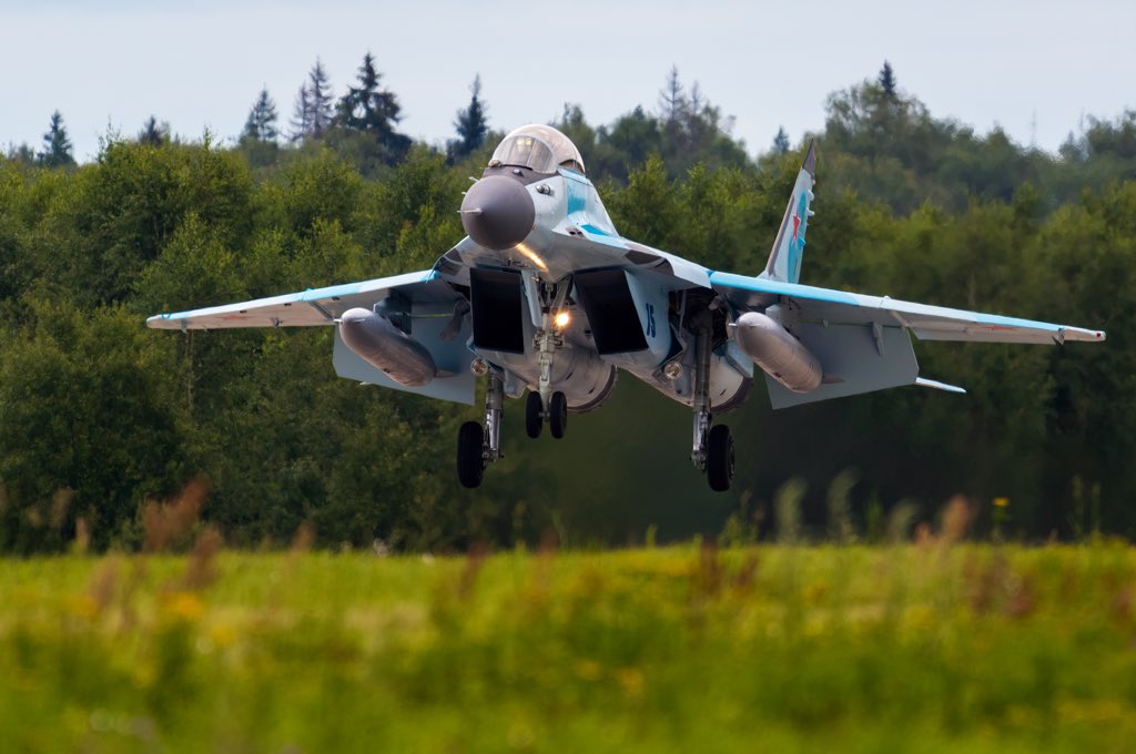 Historia y tecnología militar: Armamento expuesto en el salón de ...