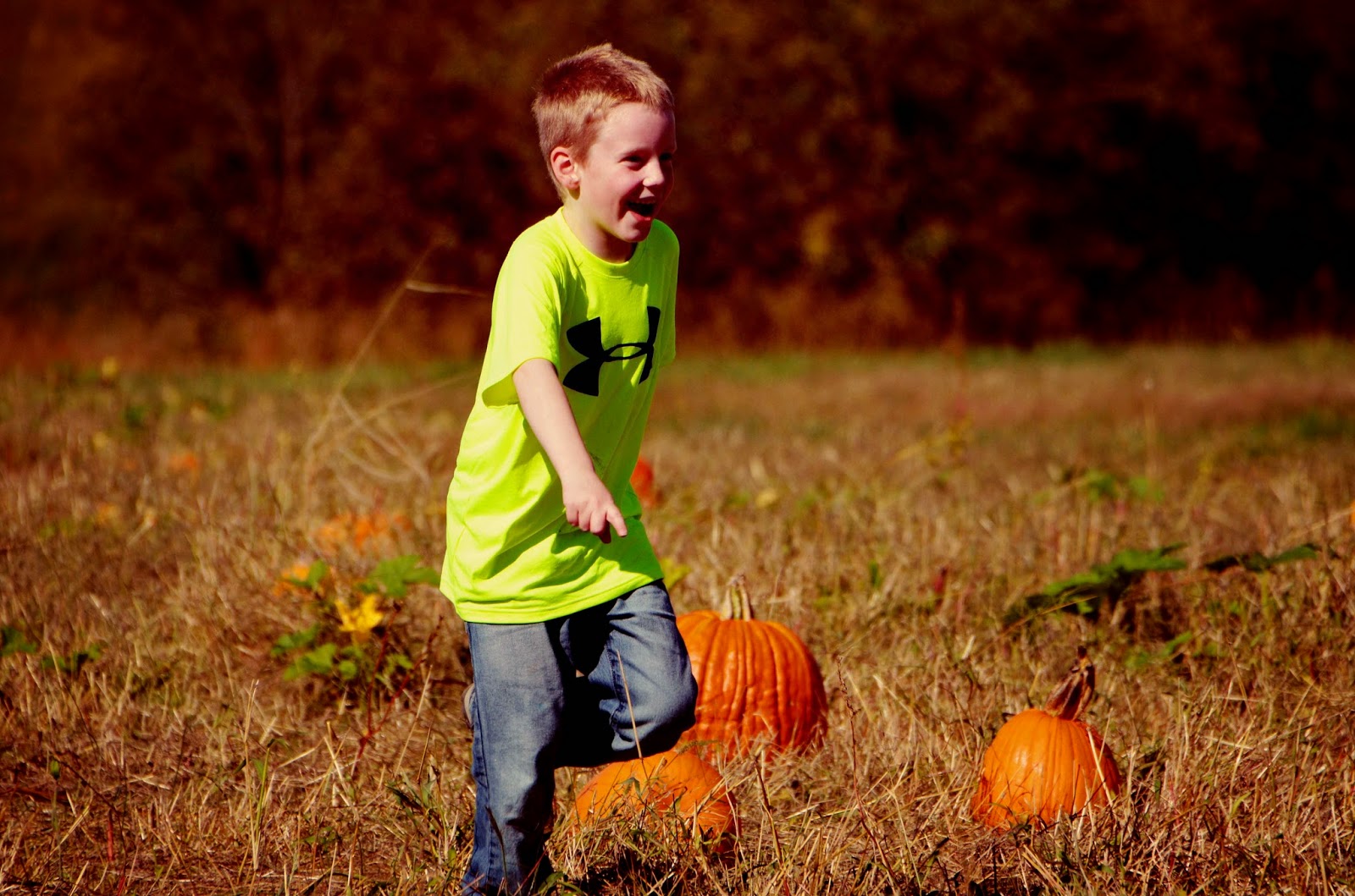 Take Beautiful Fall Photos of Your Kids