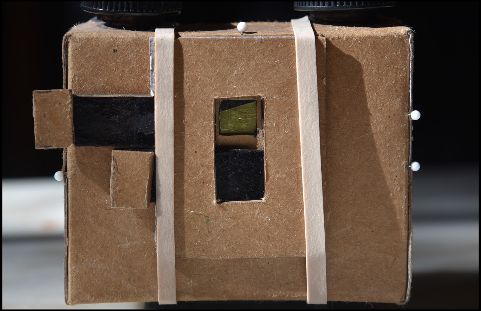 Pinholica: An evil cube template