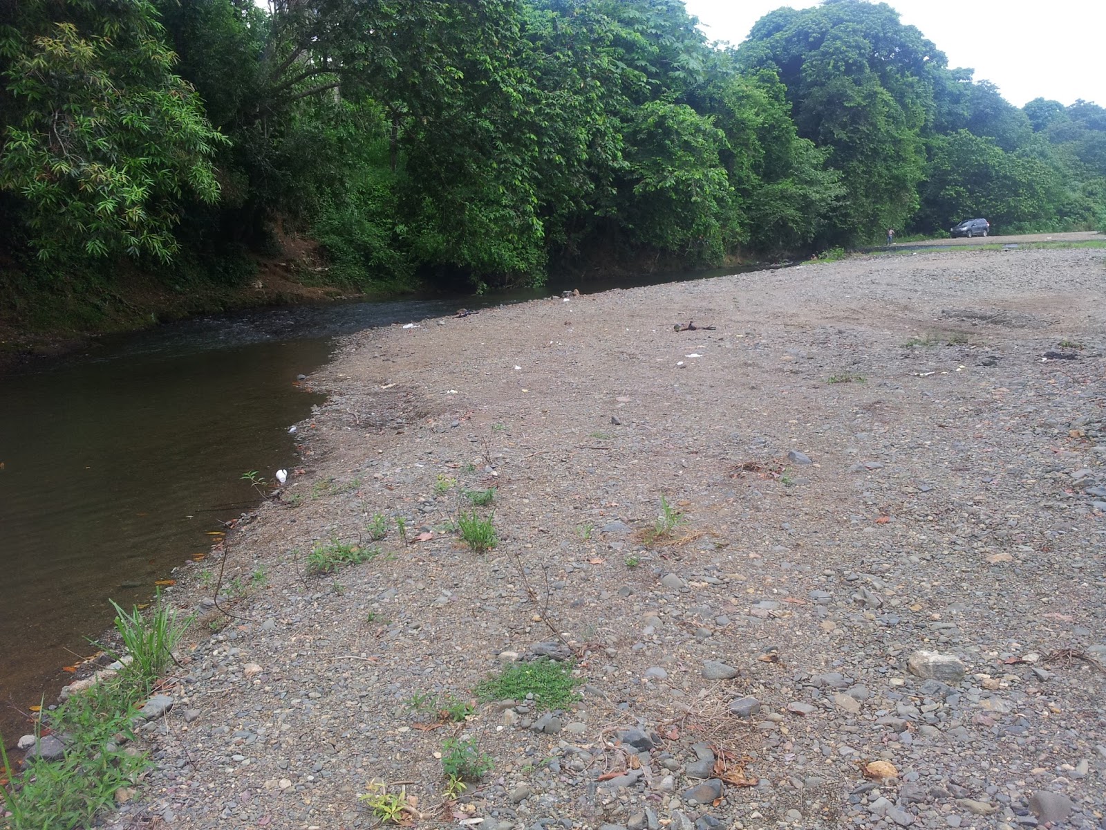 Fotos Familiares: Visitando el Rio Guanuma…