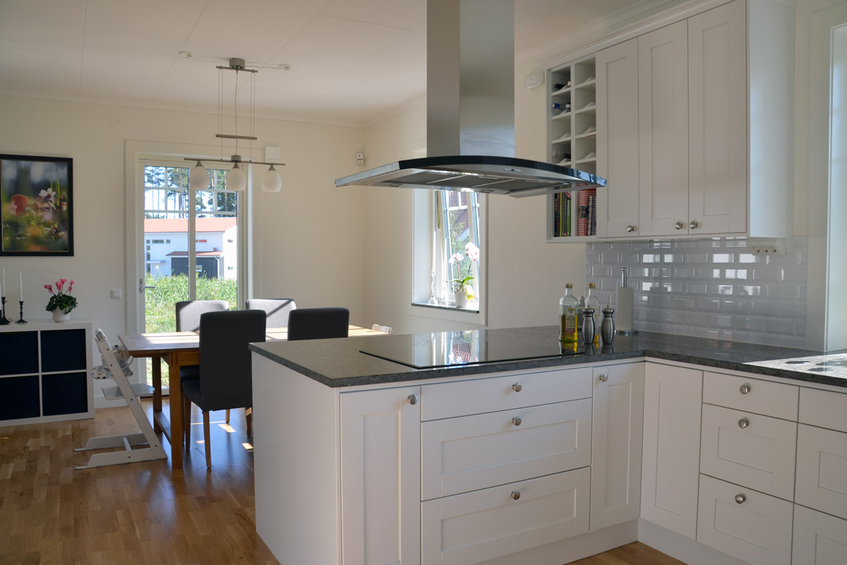 Prefab Houses Built in 3 Days by JB Villan, Sweden: Prefab Modular ...