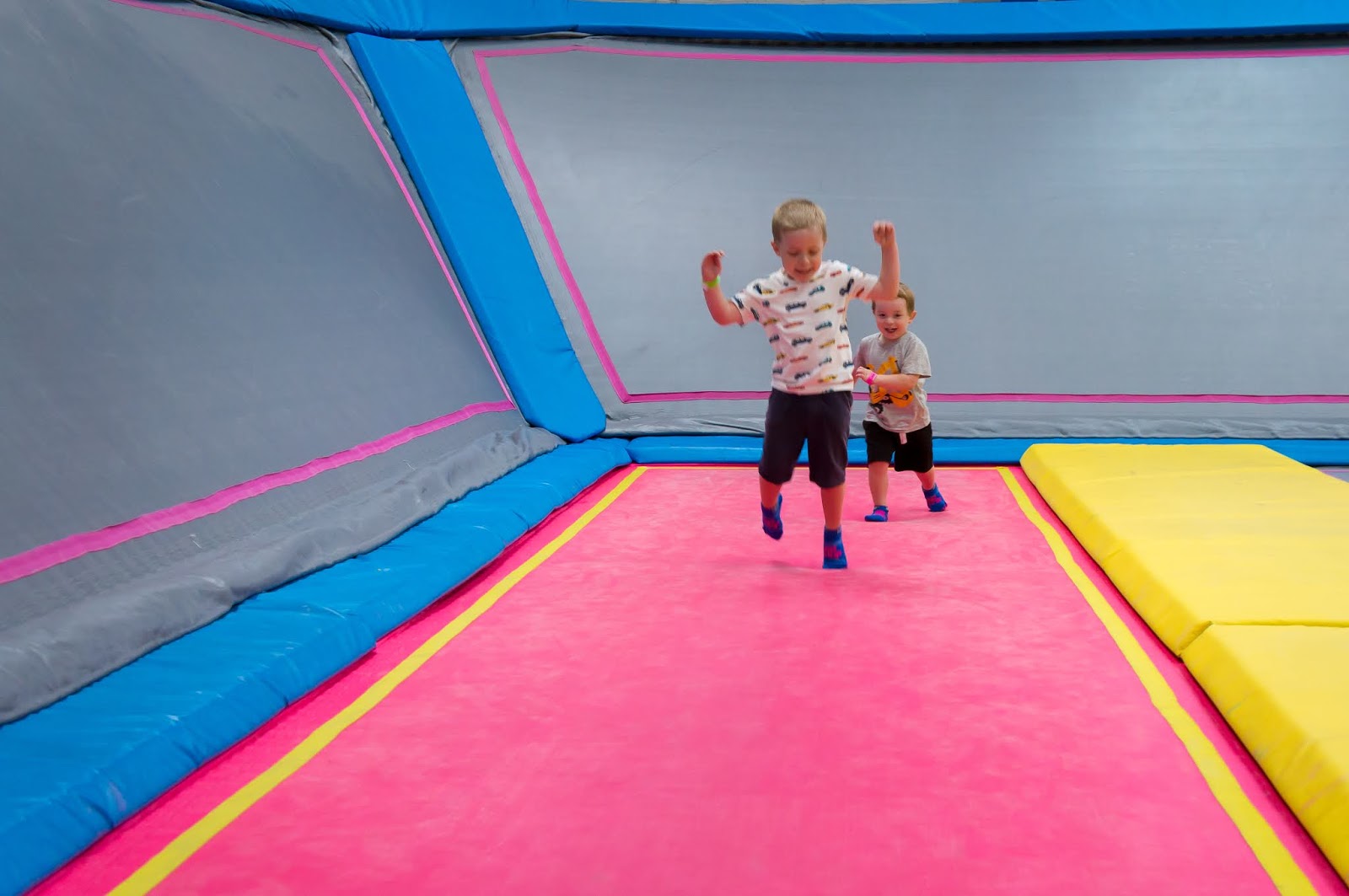 That Liz & Those Boys: A Family and Lifestyle Blog: [GIFTED] Bouncy Fun ...