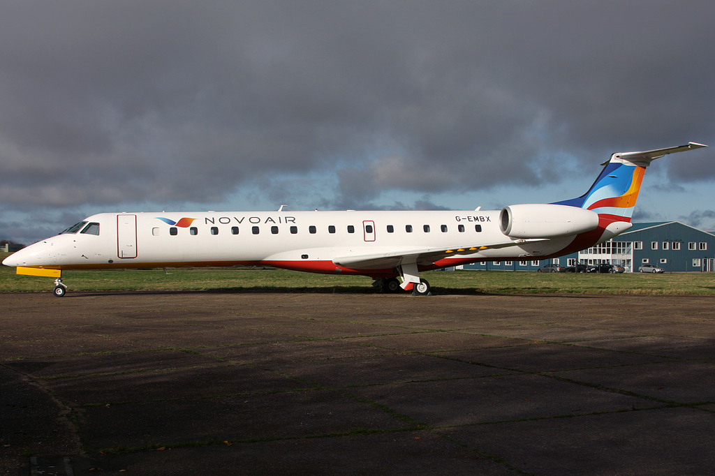 LONDON BIGGIN HILL AIRPORT EGKB/BQH IMAGES by Terry Wade: G-EMBX E145 ...