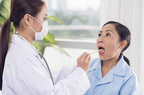 7 Tanda/Ciri Ciri Penyakit Amandel Yang Harus Dioperasi pada Orang ...