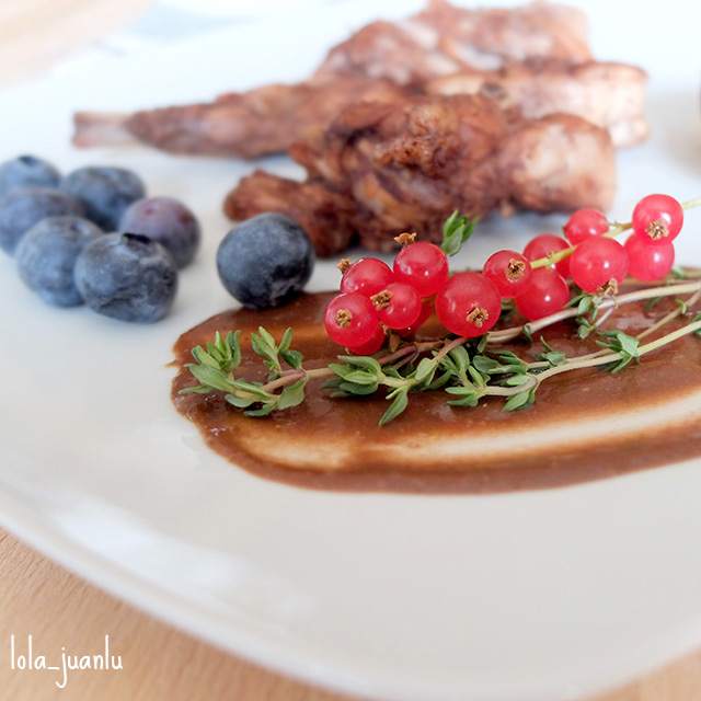 Conejo al cacao. De camino a la felicidad - Pequeños Accidentes