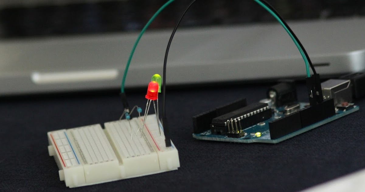 Protoboard o placa de pruebas: Conociendo sus conexiones