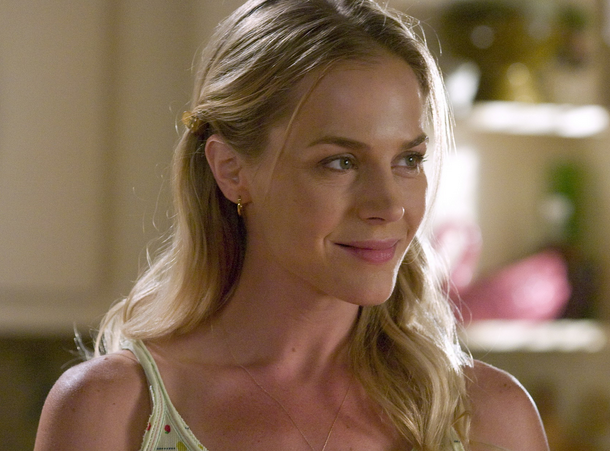 MomentsbyPeach: Film/TV Club: Dexter, season one catchup