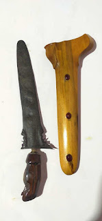 Pusaka Penarik Rejeki - Mustika Alam | Batu Mustika | Benda Bertuah ...