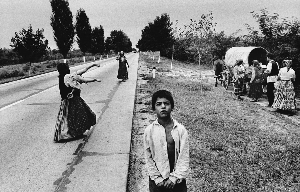 20 Black and White Photographs of Gypsies From Between the 1960s and ...