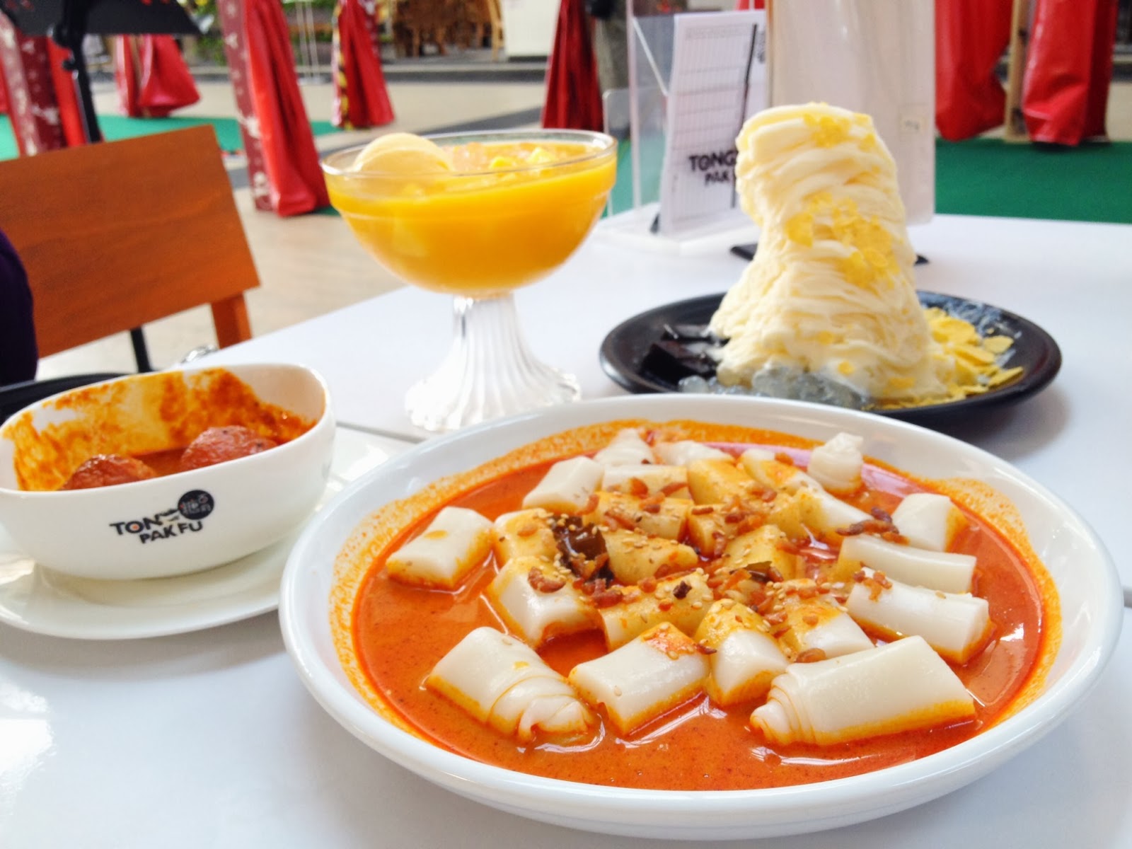 AyuDenira: Tong Pak Fu - Hong Kong Dessert