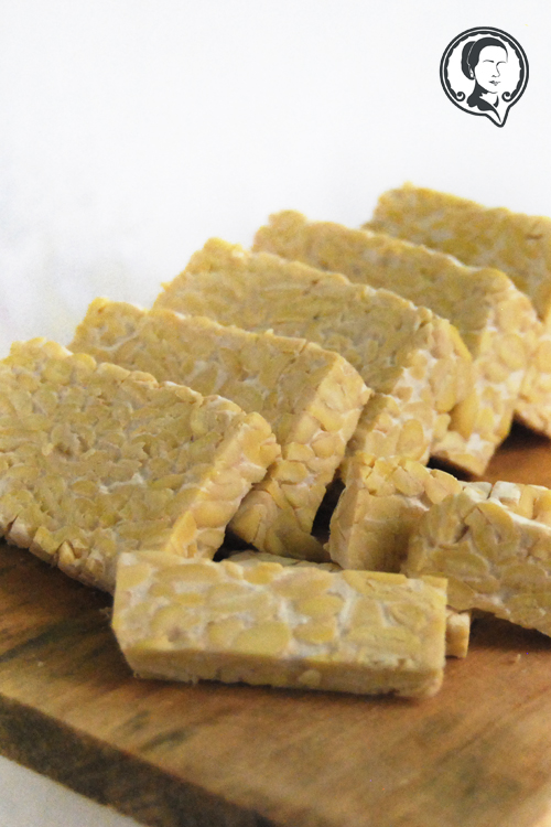 Start Your Day with Design!::..: Tempe (Indonesian Soy-Patty)
