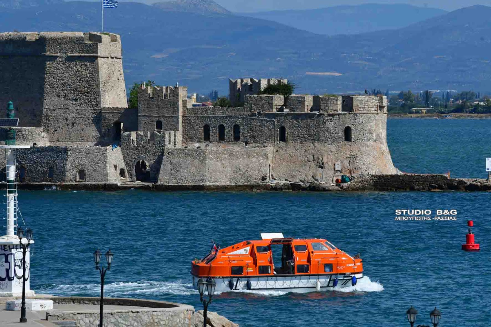 Αργολικός Ποιμήν: ΤΟ ΚΡΟΥΑΖΙΕΡΟΠΛΟΙΟ SEABOURN ODYSSEY ΣΤΟ ΝΑΥΠΛΙΟ