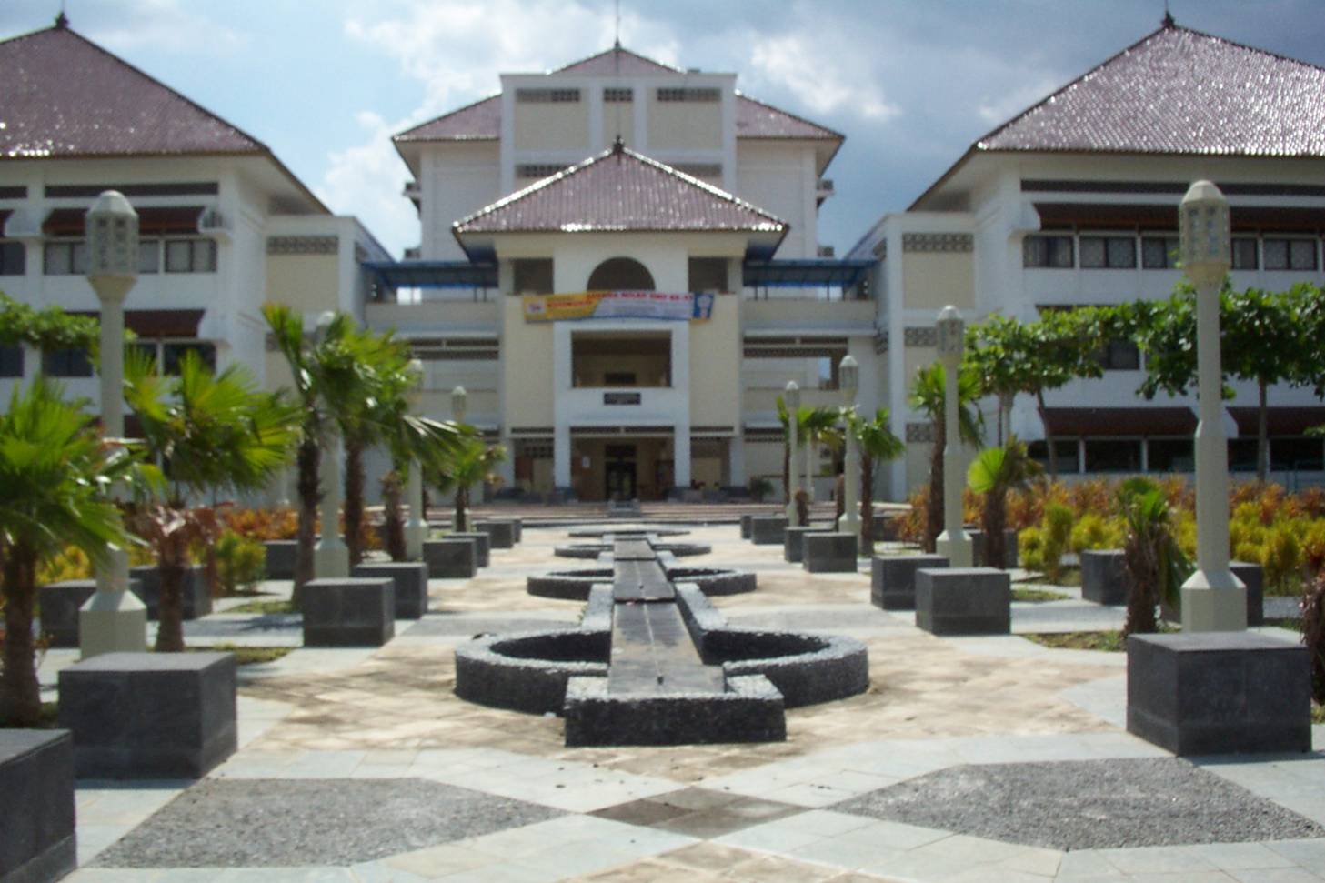 Universitas Muhammadiyah Yogyakarta - info wisuda