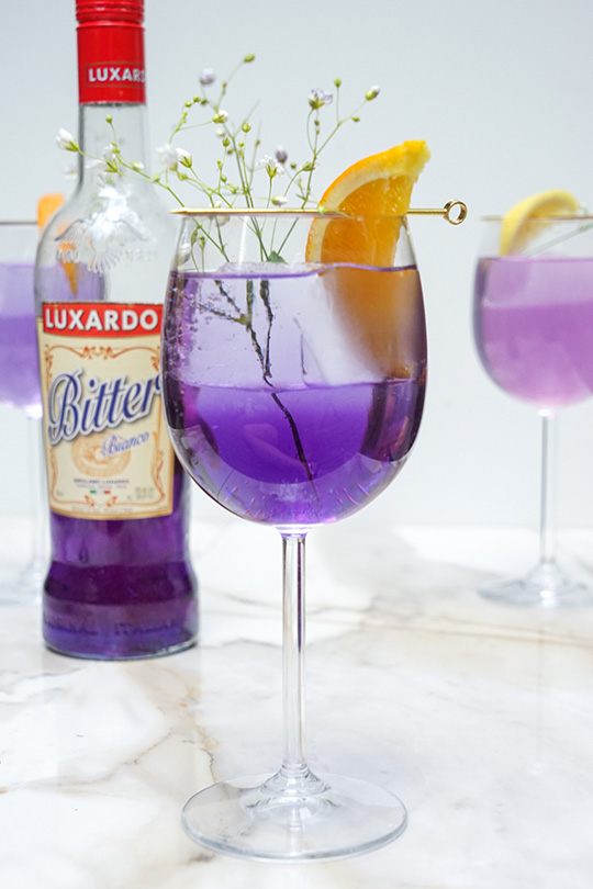 Gastronomista: Butterfly Pea Blue Bitter Spritz