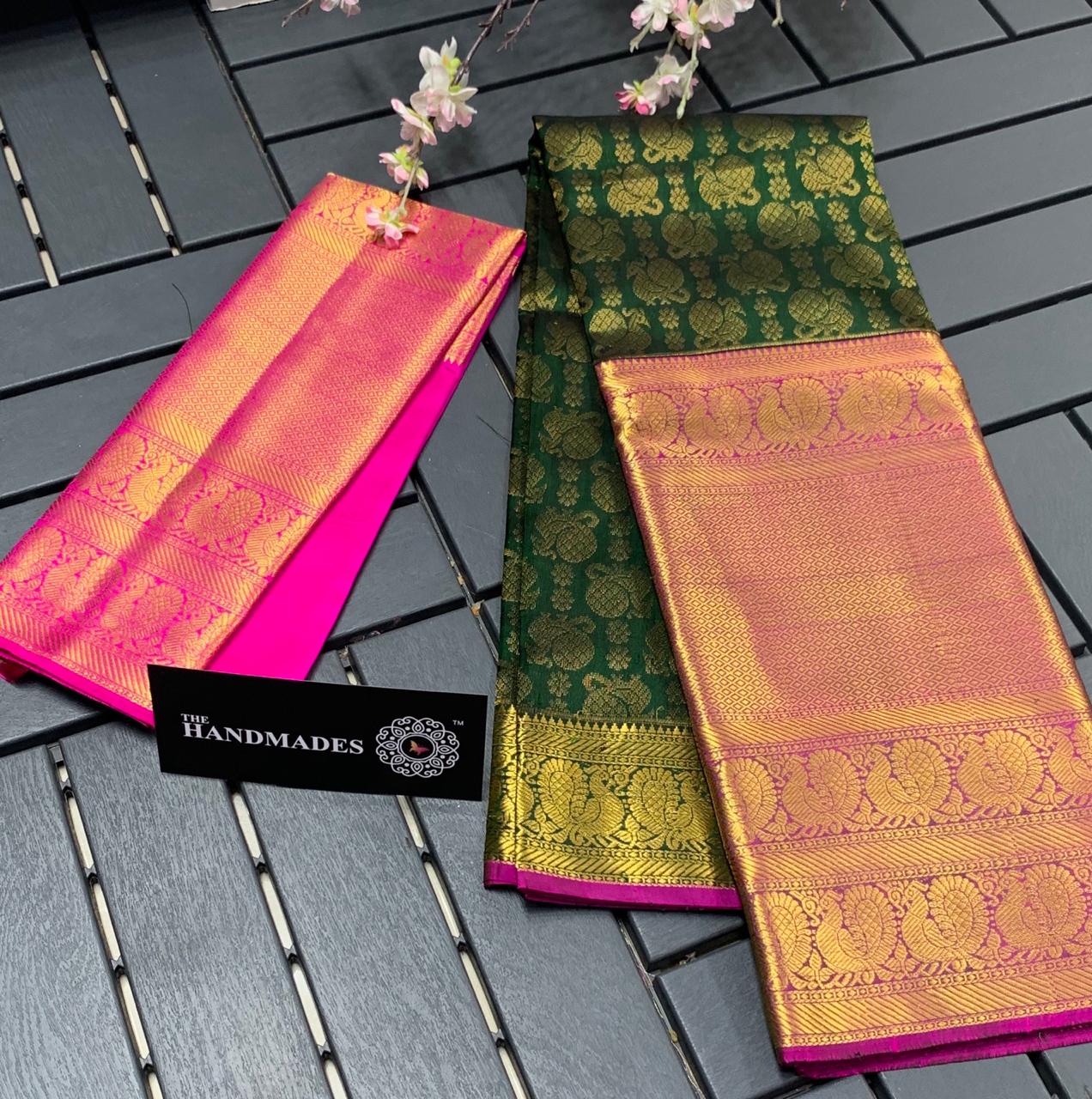 Exclusive gadawal pavada