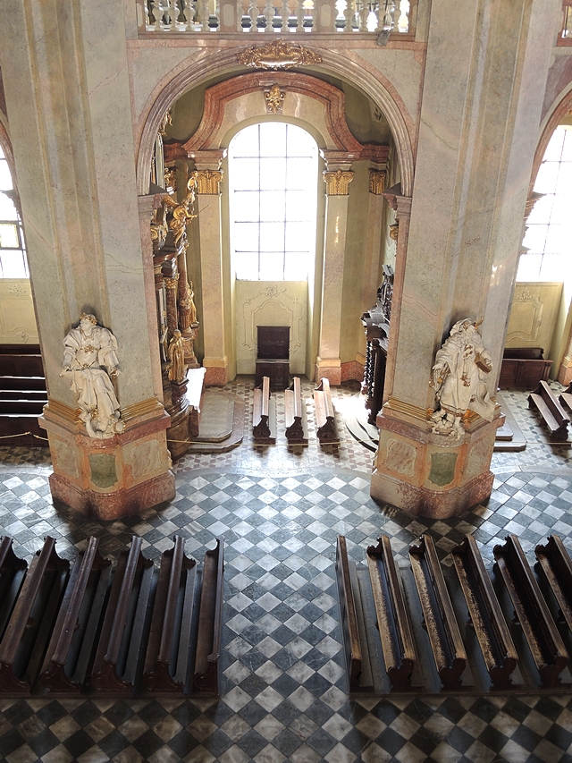 Moois van ' M(i)e': Praag: de Sint-Nicolaaskerk