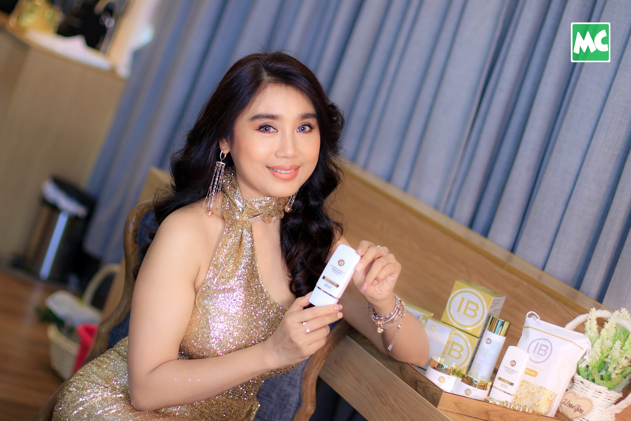 IB Brand Skincare ကြော်ငြာ ရိုက်ကွင်းမှ မခိုင်လေး
