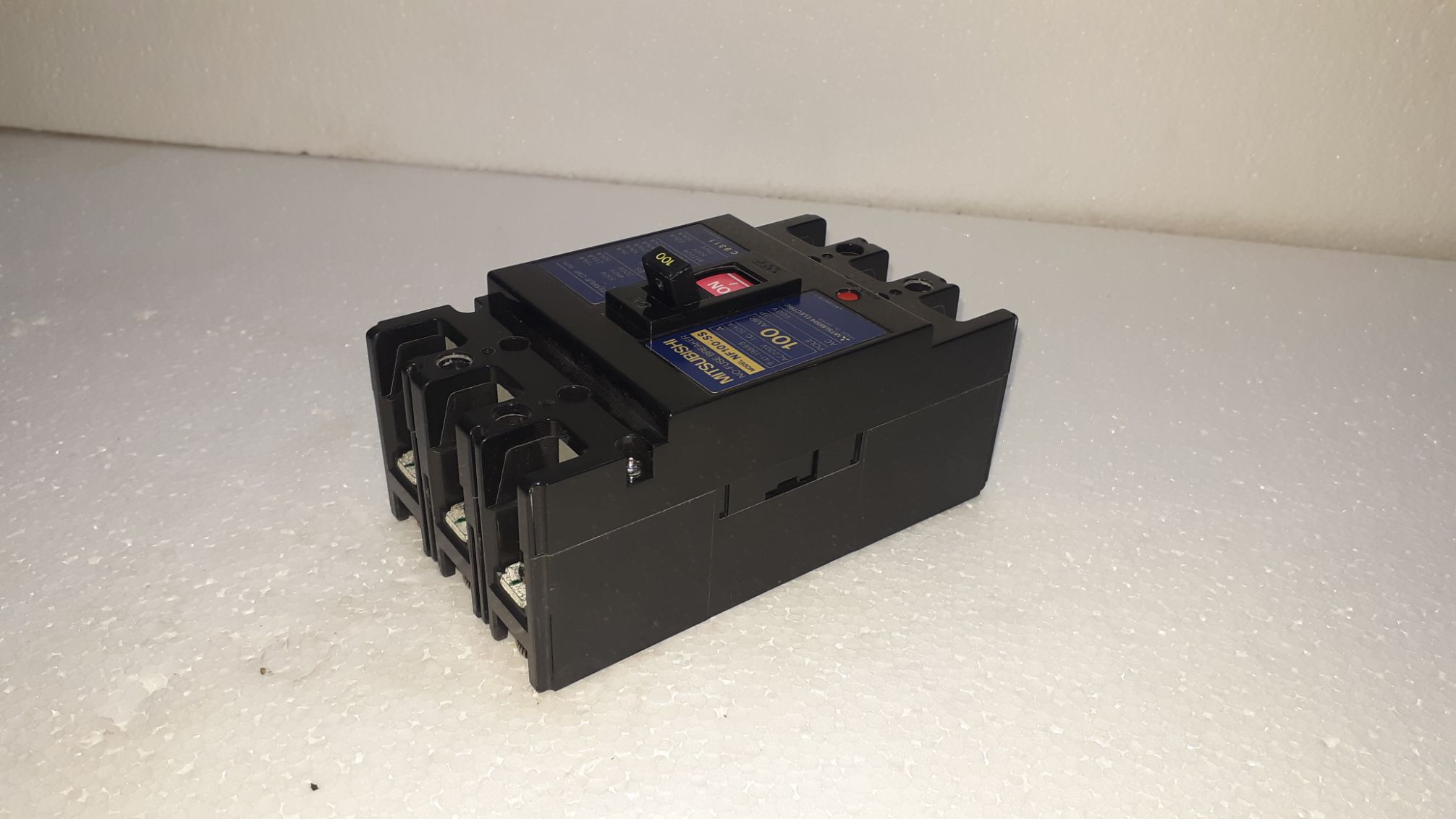 MITSUBISHI NF100-SS NO FUSE BREAKER 100A 3P 660V