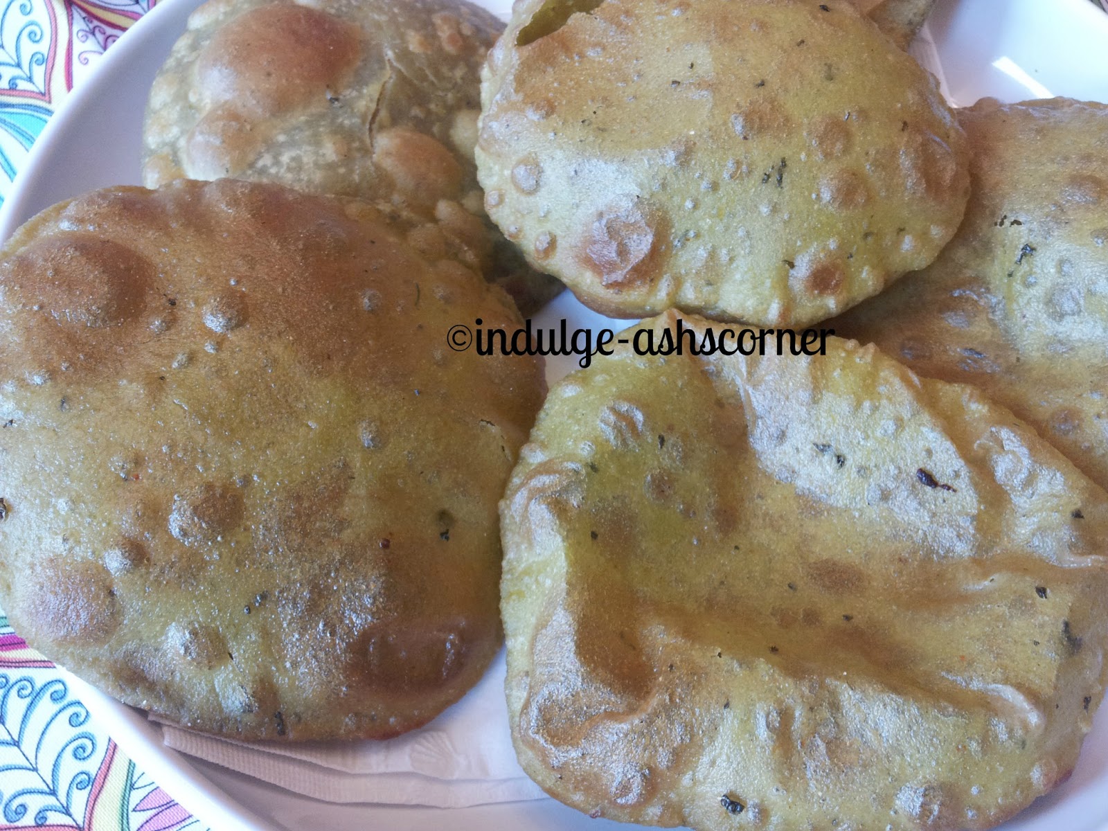 IndulgeAshscorner: Avocado Poori- Avocade puffed bread-Kids Lunch box