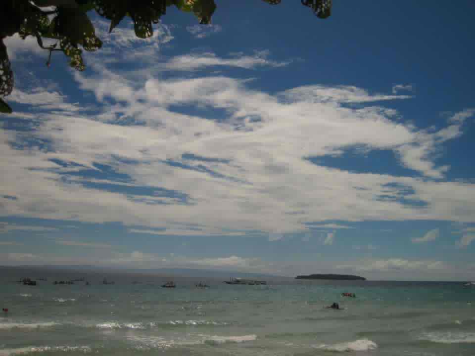 itravelskiks: How to get to Tan-awan Oslob Cebu and see the Whale Sharks