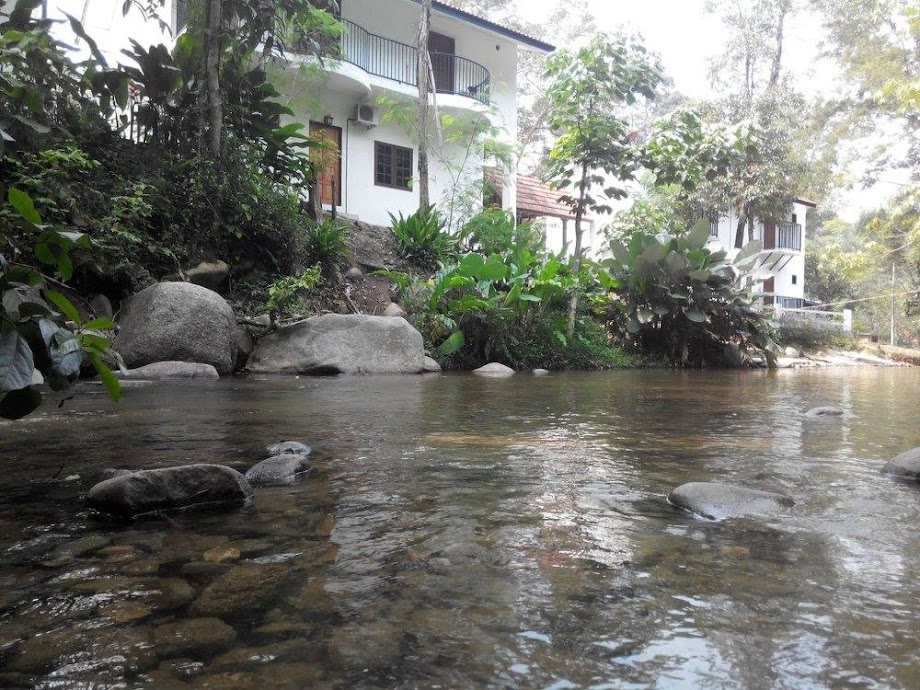 Chalet Janda Baik Dekat Sungai - jandafest