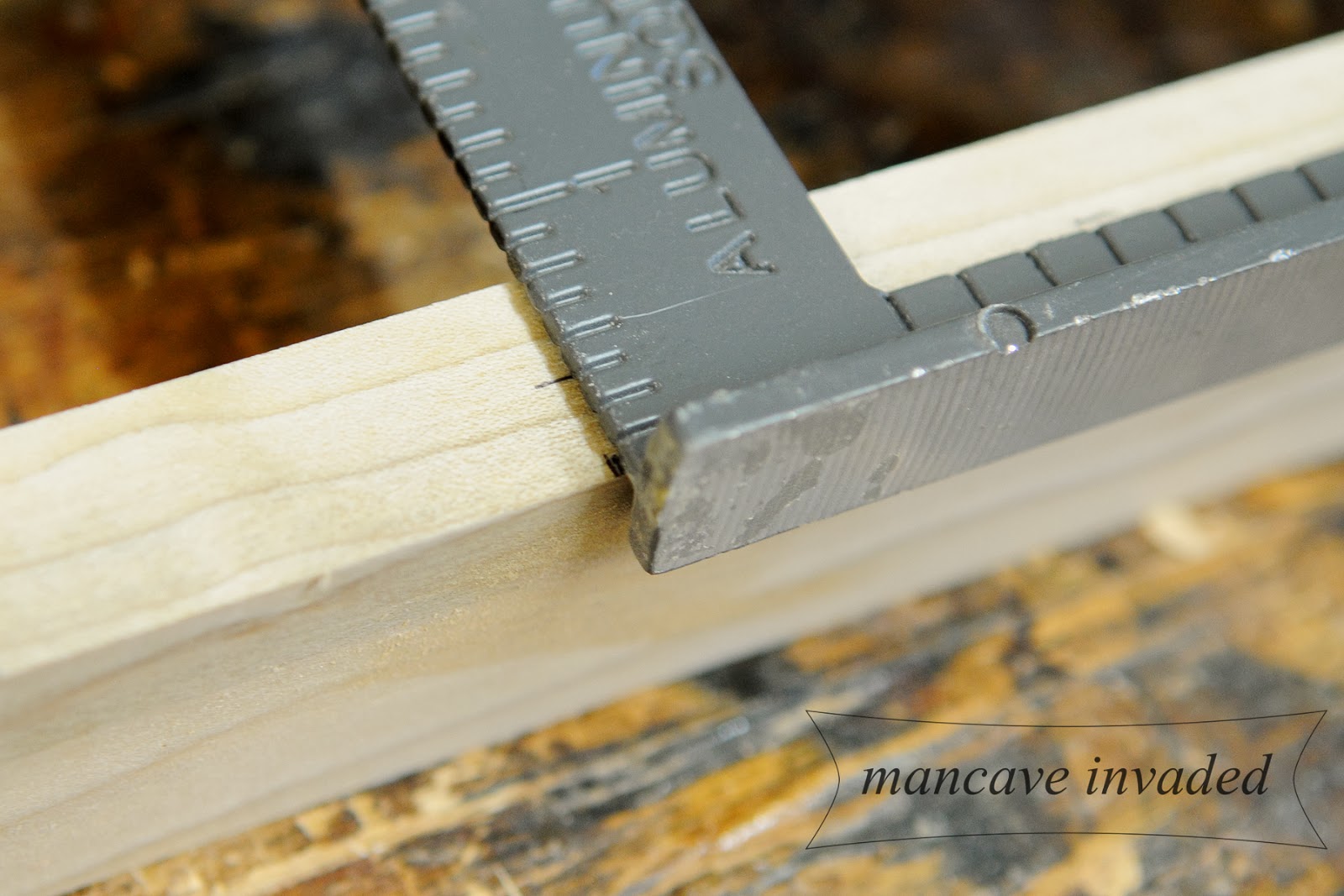 Mancave Invaded: Sewing Thread and Bobbin Holder