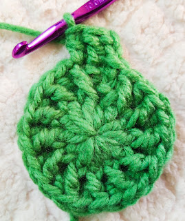 Raji's Craft Hobby: Round Crochet Flower Floor Rug