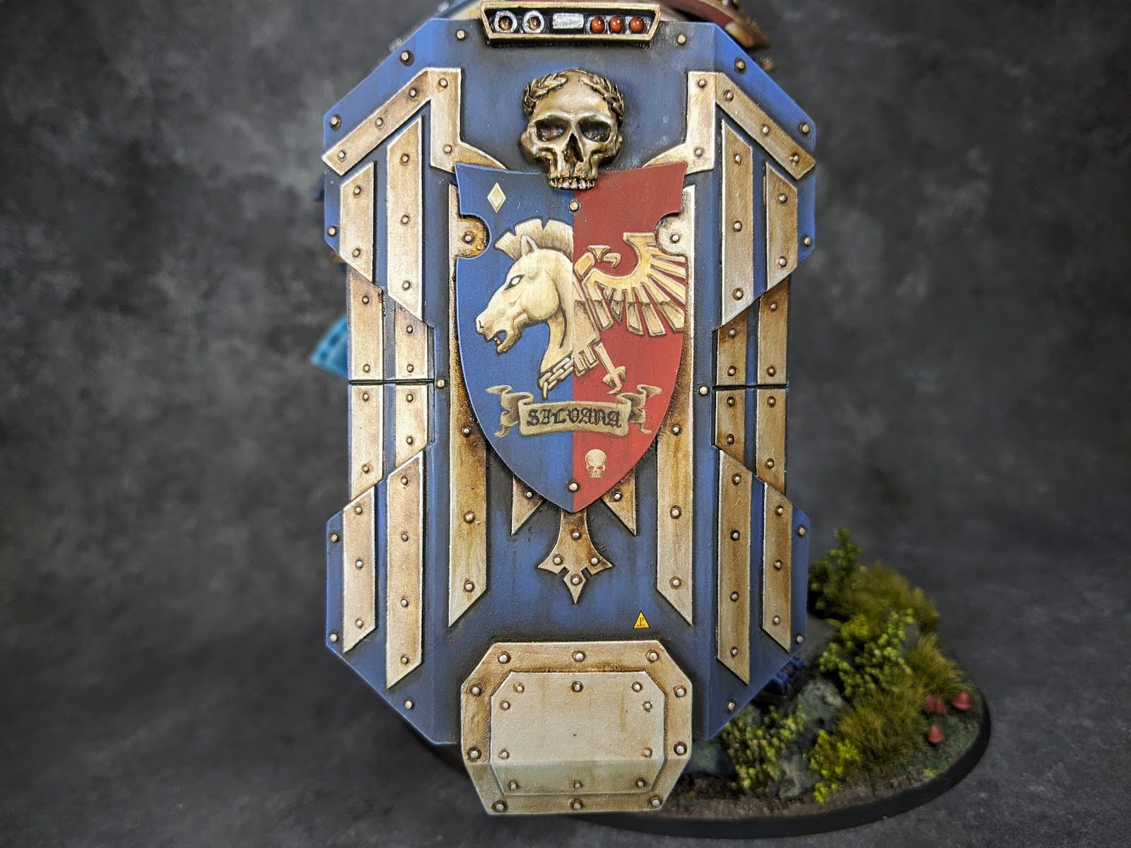 Necron Army Work in Progress pics: House Terryn Imperial Knight Done!