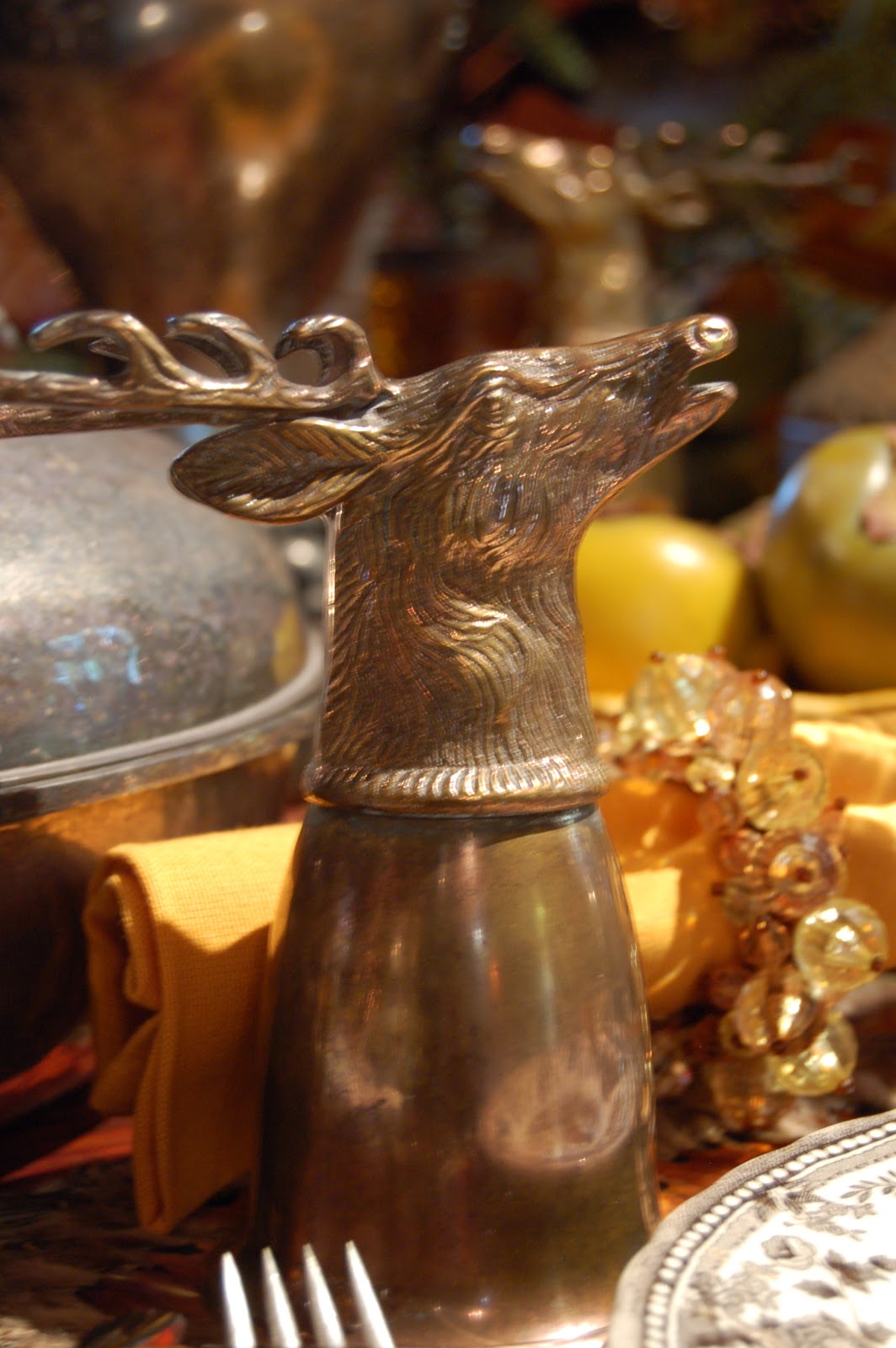 Today's Treasure by Jen: Festive Hunt Table and Photo Shoot