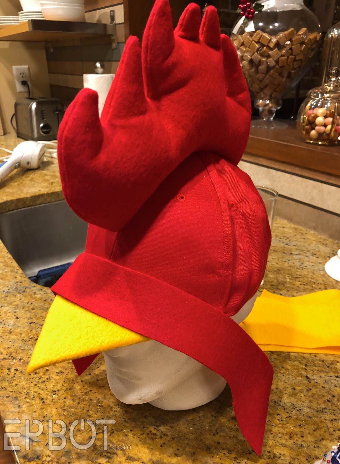 EPBOT: Quick Craft: Let's Make A DIY Hei Hei Hat For Halloween!