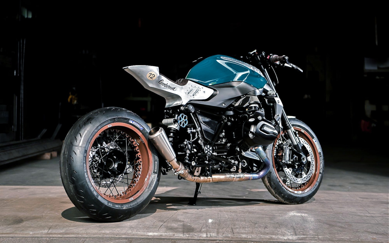 BMW R1200R: Goodwood 12 - Inazuma café racer