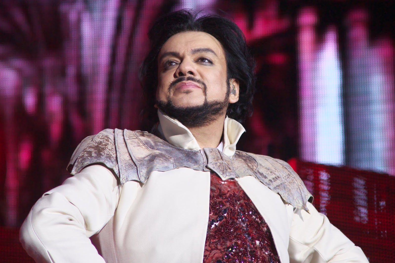 Philipp Kirkorov retirado da lista negra de artistas da Ucrânia | ESC ...